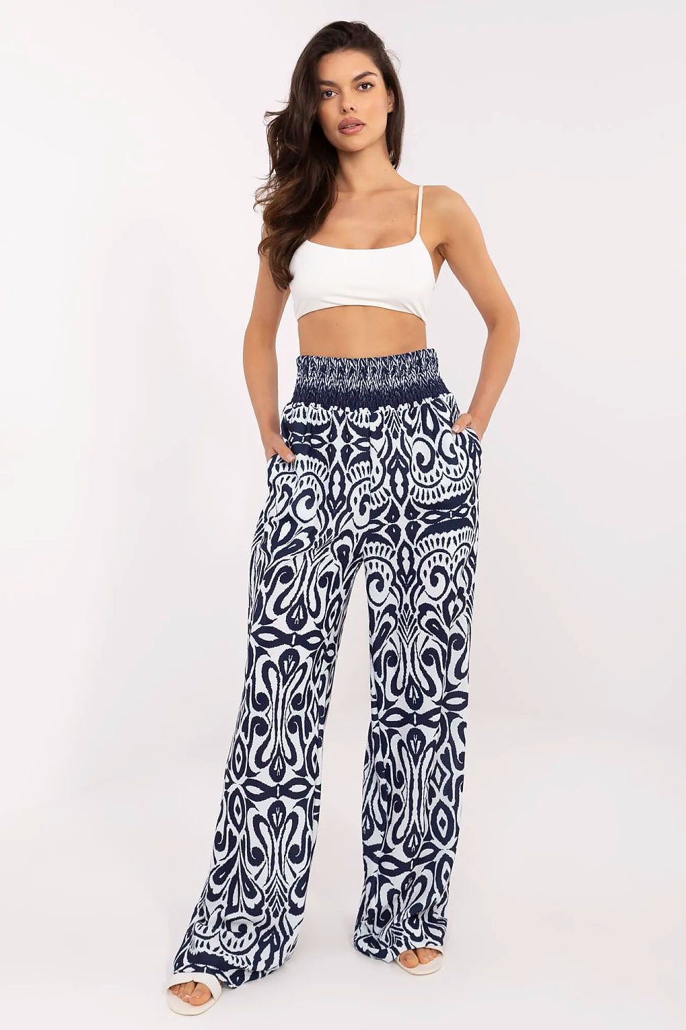 Women trousers model 213599 Italy Moda Pants, Trousers, Shorts ...