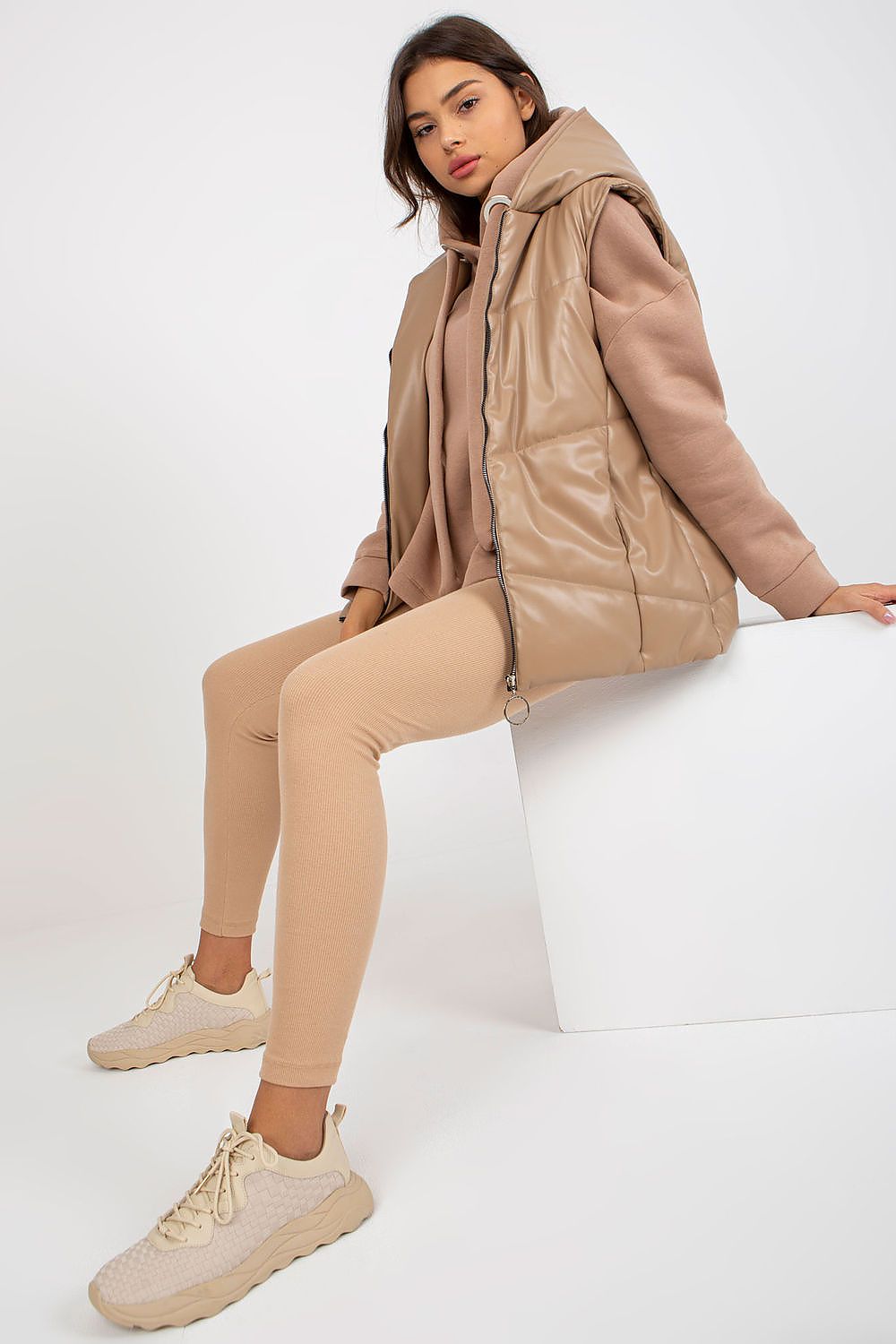 Gilet model 175008 Lakerta Women`s Coats, Jackets Wholesale Clothing ...