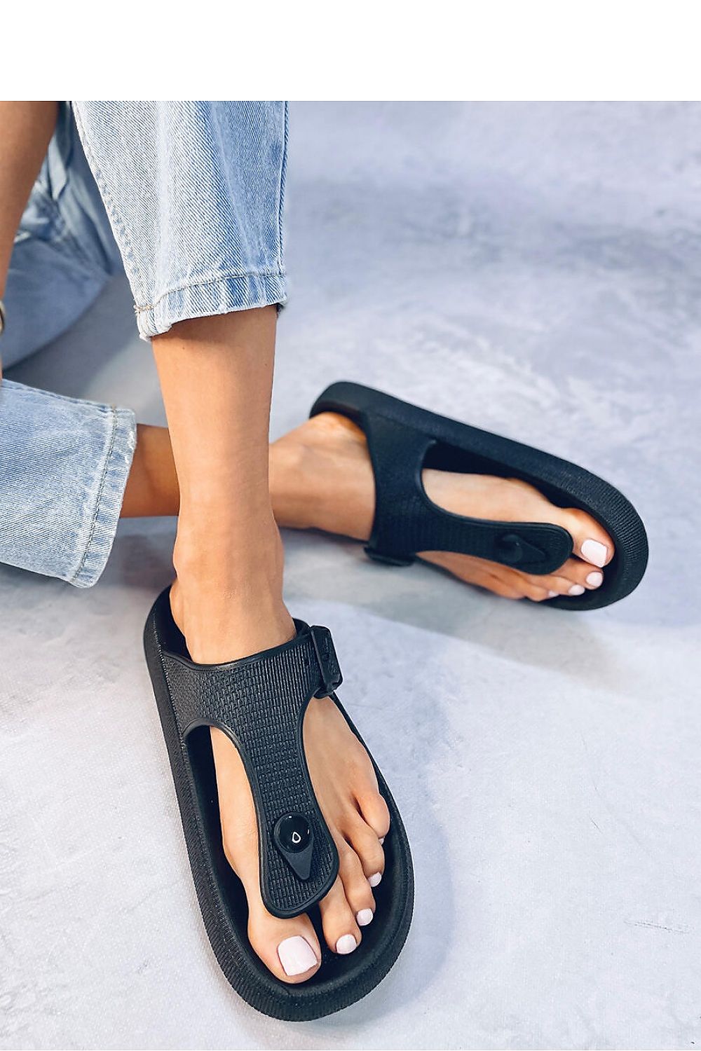 Japanese flip-flops model 182226 Inello Sandals & Flip-Flops for Women ...